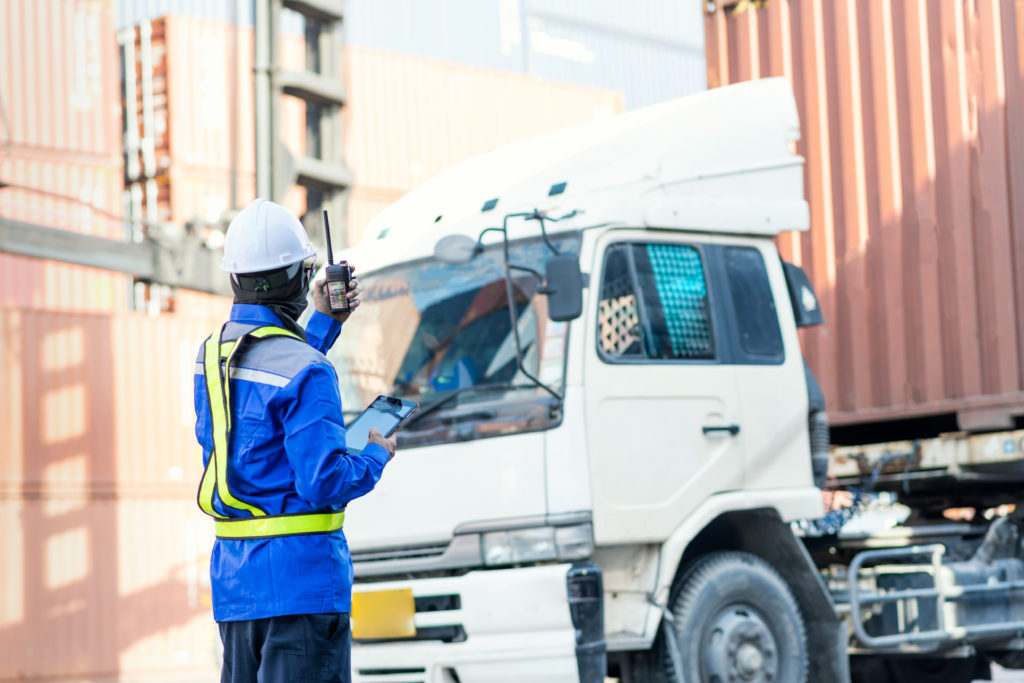 Freight Forwarders & Shipping Lines: What’s the Difference?